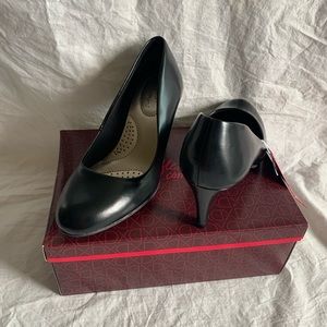 dexflex comfort | Shoes | Deflex Comfort Size 55w Heel 275 Pumps | Poshmark